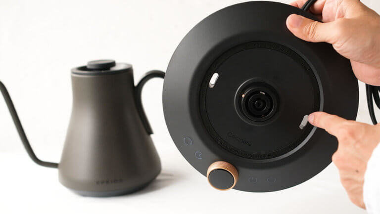 エペイオスドリップケトルをレビュー！軽くて注ぎやすい！ | every coffee