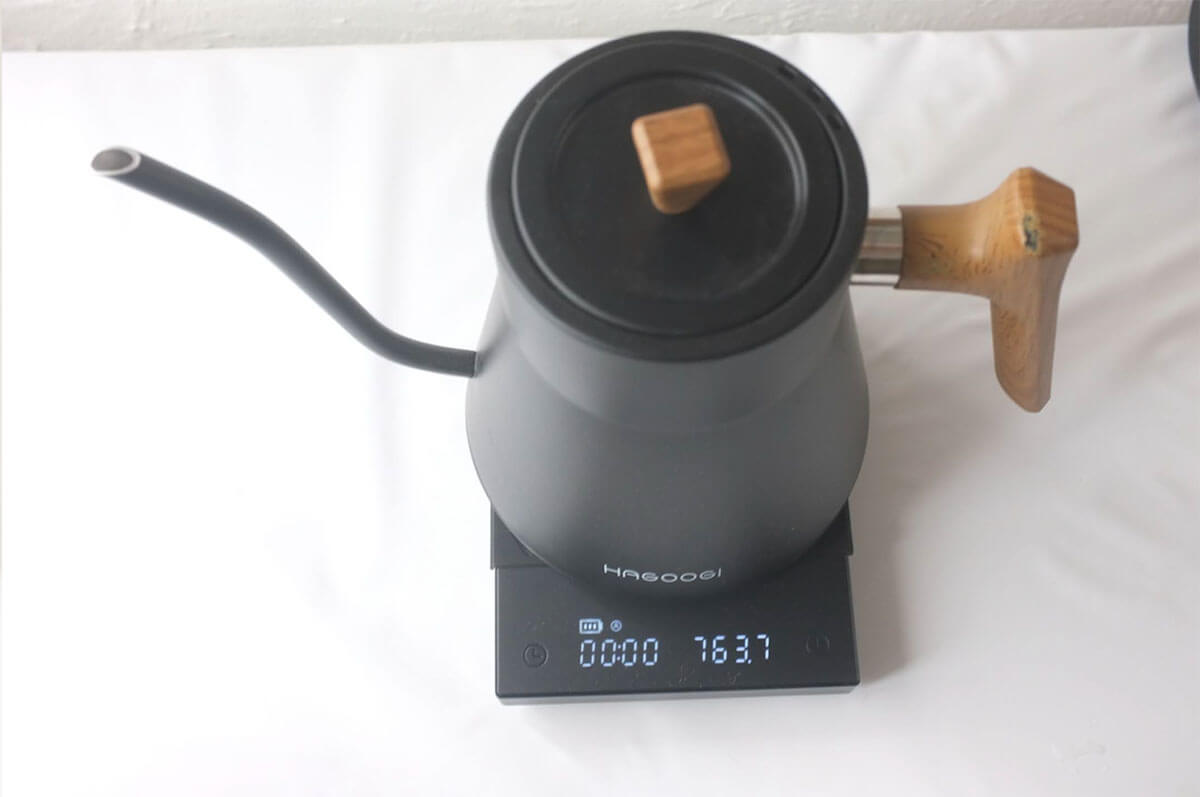 エペイオスドリップケトルをレビュー！軽くて注ぎやすい！ | every coffee